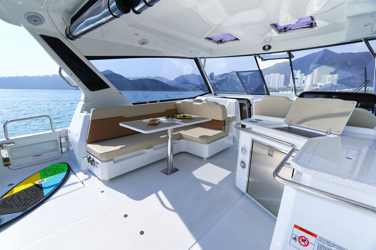 Aquila 36 - Hong Kong Boating