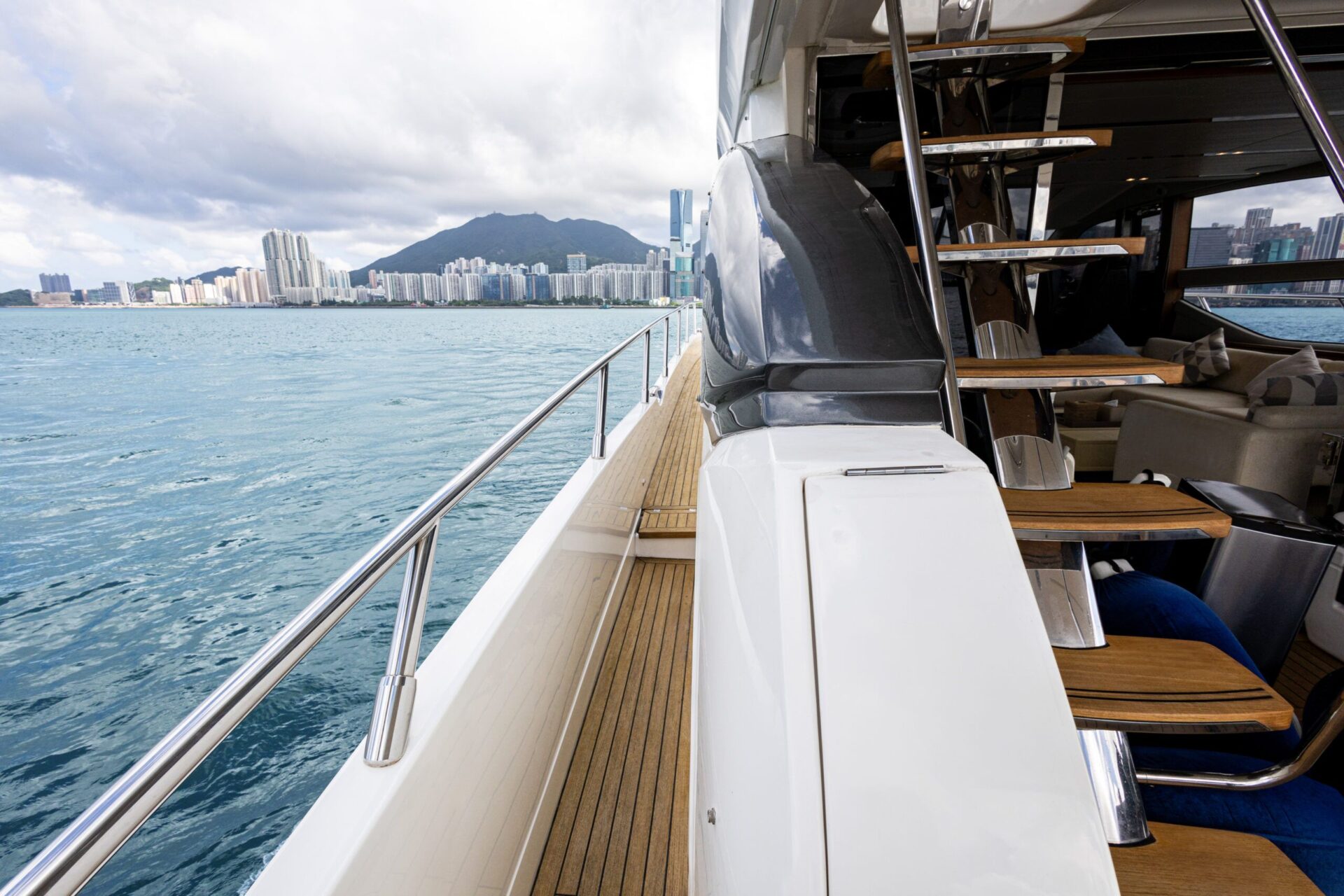 Princess S72 - Hong Kong Boating