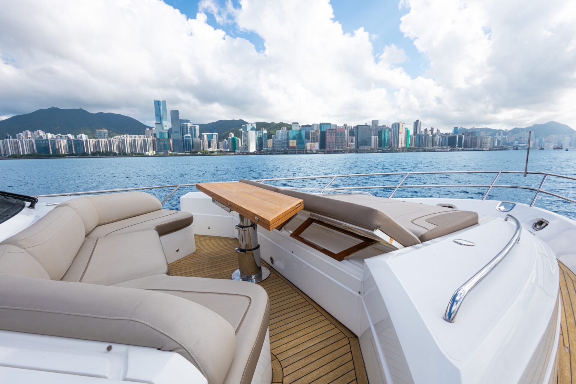 Princess S72 - Hong Kong Boating